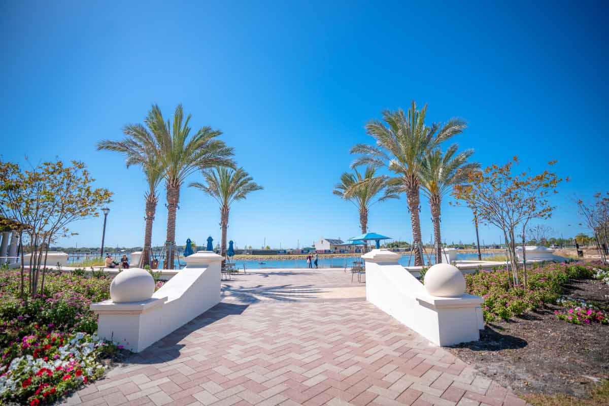 Gateway Park – Waterside Place